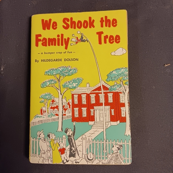 Accents | Vintage Book We Shook The Family Tree | Poshmark